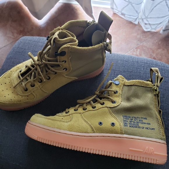 Nike | Shoes | New Utility Nike | Poshmark